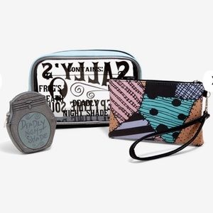Hot Topic | Bags | Nwt Nightmare Before Christmas Sally Make Up Bag Set ...